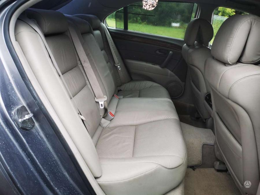 Pelēks Honda Legend 2007 Viļņa, ar dzinēja tilpumu 3.50 L un nobraukumu 267 tūkst. km par 4990 €, foto 15 vietnē AUTOMOTO.COM.LV