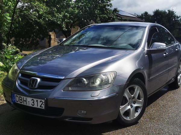 Pelēks Honda Legend 2007 Viļņa, ar dzinēja tilpumu 3.50 L un nobraukumu 267 tūkst. km par 4990 €, foto 5 vietnē AUTOMOTO.COM.LV
