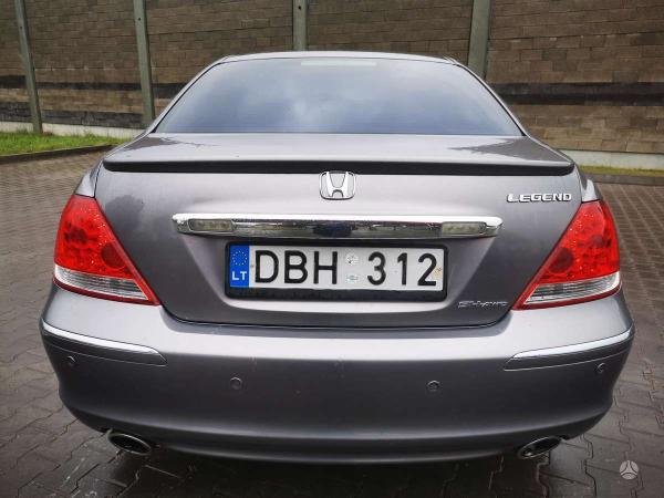 Pelēks Honda Legend 2007 Viļņa, ar dzinēja tilpumu 3.50 L un nobraukumu 261 tūkst. km par 4950 €, foto 9 vietnē AUTOMOTO.COM.LV