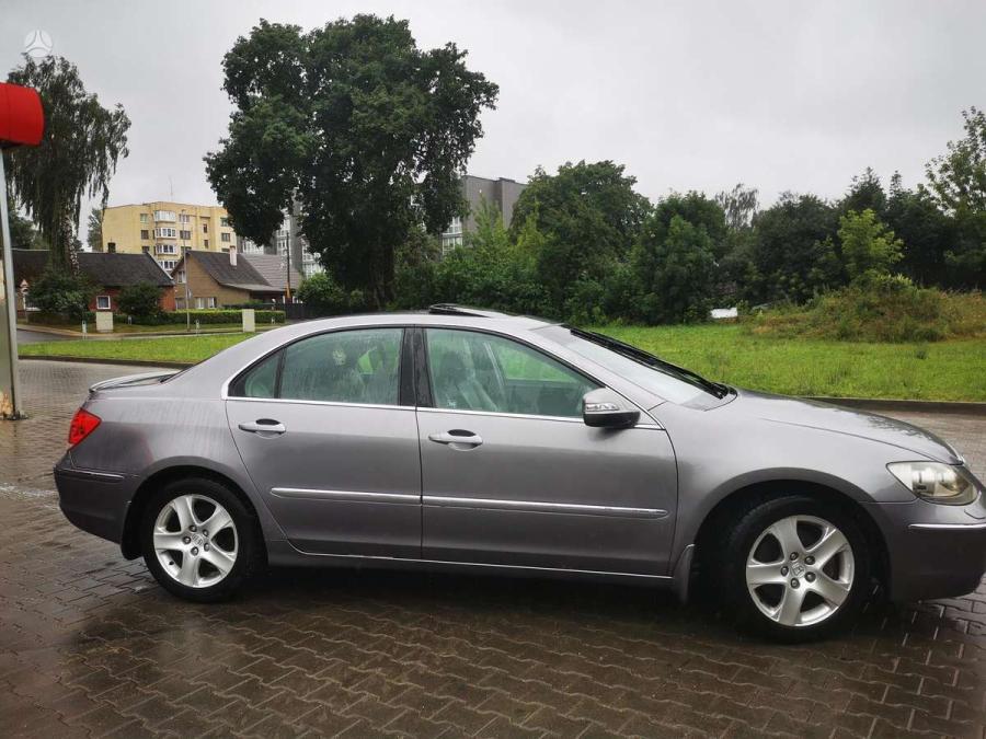 Pelēks Honda Legend 2007 Viļņa, ar dzinēja tilpumu 3.50 L un nobraukumu 261 tūkst. km par 4950 €, foto 13 vietnē AUTOMOTO.COM.LV