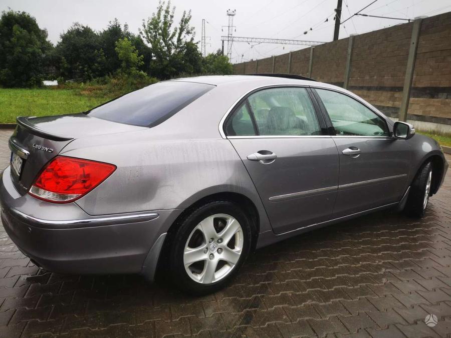 Pelēks Honda Legend 2007 Viļņa, ar dzinēja tilpumu 3.50 L un nobraukumu 261 tūkst. km par 4950 €, foto 14 vietnē AUTOMOTO.COM.LV