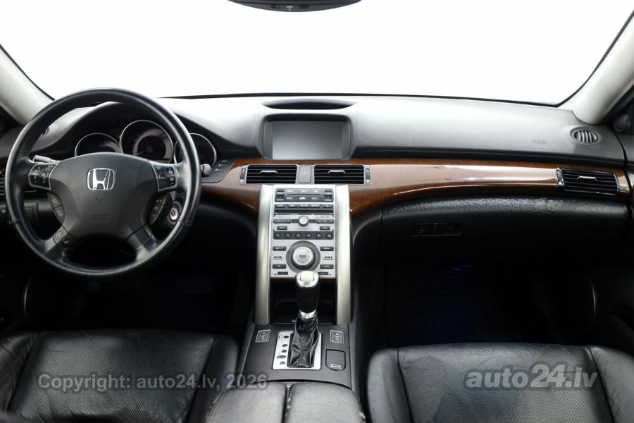 Pelēks Honda Legend 2007 Tallina, ar dzinēja tilpumu 3.50 L un nobraukumu 309 tūkst. km par 1999 €, foto 6 vietnē AUTOMOTO.COM.LV
