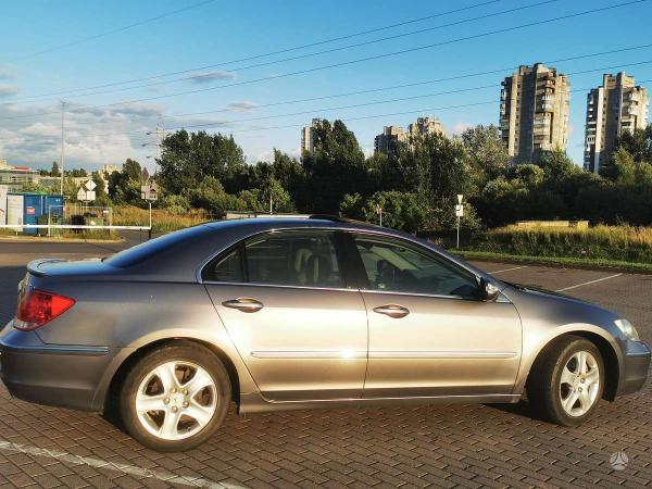Pelēks Honda Legend 2007 Viļņa, ar dzinēja tilpumu 3.50 L un nobraukumu 261 tūkst. km par 3950 €, foto 6 vietnē AUTOMOTO.COM.LV