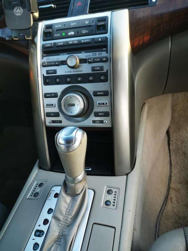 Grey Honda Legend 2007 in Vilnius, with an engine capacity of 3.50 L and mileage of 261 thousand km for 3950 €, photo 7 on AUTOMOTO.COM.LV