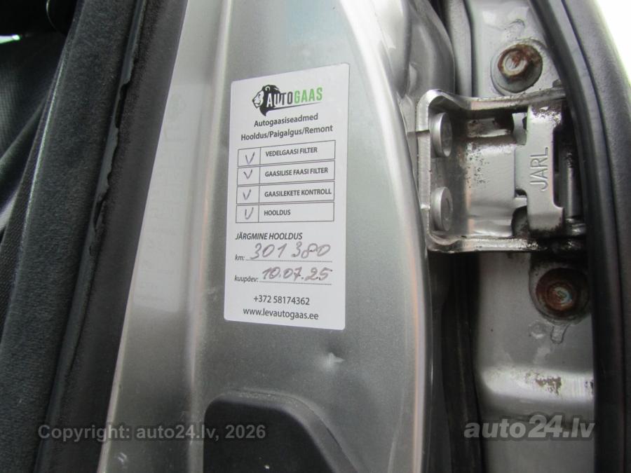 Серый Хонда Легенд 2008 в Таллин, объемом двигателя 3.50 л и пробегом 290 тыс. км за 3500 €, фото 30 на AUTOMOTO.COM.LV