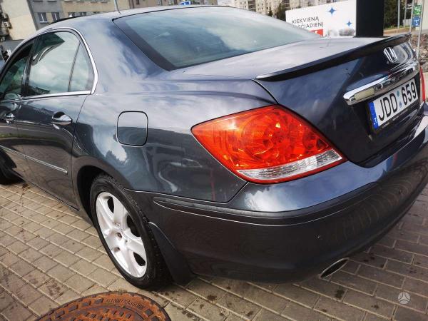 Grey Honda Legend 2008 in Vilnius, with an engine capacity of 3.50 L and mileage of 154 thousand km for 5995 €, photo 1 on AUTOMOTO.COM.LV