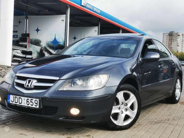 Grey Honda Legend 2008 in Vilnius, with an engine capacity of 3.50 L and mileage of 154 thousand km for 5995 €, photo 4 on AUTOMOTO.COM.LV