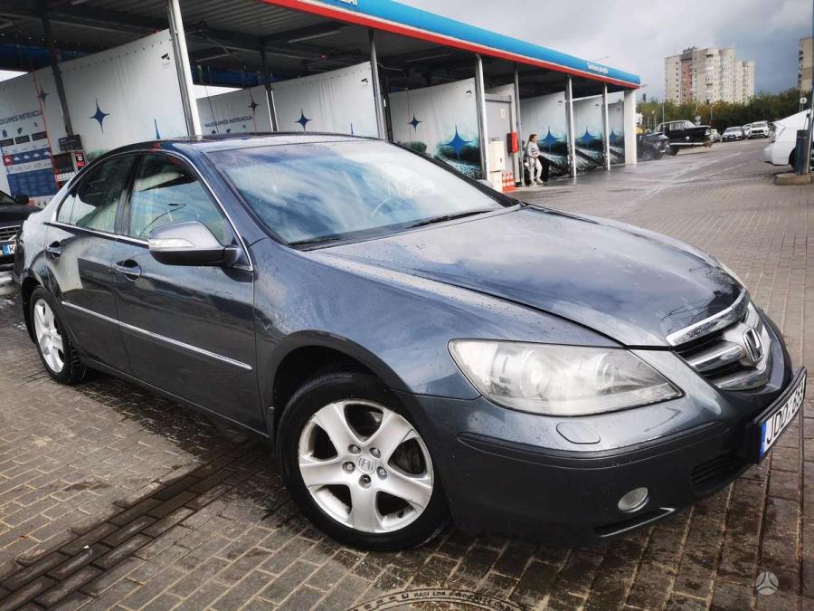 Pelēks Honda Legend 2008 Viļņa, ar dzinēja tilpumu 3.50 L un nobraukumu 154 tūkst. km par 5995 €, foto 5 vietnē AUTOMOTO.COM.LV