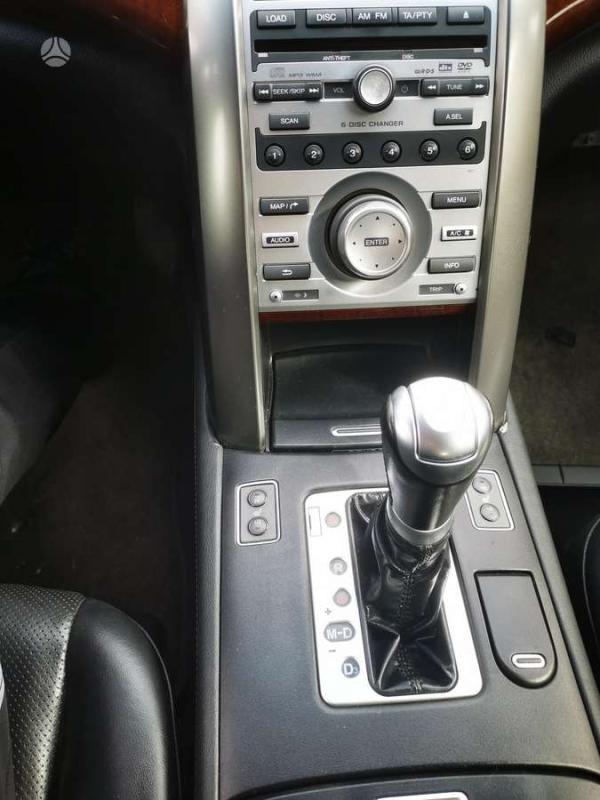 Grey Honda Legend 2008 in Vilnius, with an engine capacity of 3.50 L and mileage of 154 thousand km for 5995 €, photo 7 on AUTOMOTO.COM.LV