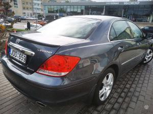 Pelēks Honda Legend 2008 Viļņa, ar dzinēja tilpumu 3.50 L un nobraukumu 154 tūkst. km par 5995 €, foto 11 vietnē AUTOMOTO.COM.LV