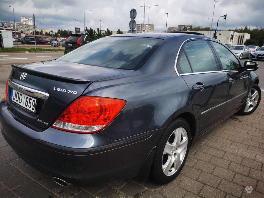 Pelēks Honda Legend 2008 Viļņa, ar dzinēja tilpumu 3.50 L un nobraukumu 154 tūkst. km par 5995 €, foto 20 vietnē AUTOMOTO.COM.LV