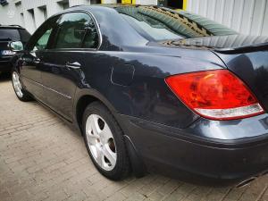 Pelēks Honda Legend 2008 Viļņa, ar dzinēja tilpumu 3.50 L un nobraukumu 154 tūkst. km par 5995 €, foto 25 vietnē AUTOMOTO.COM.LV