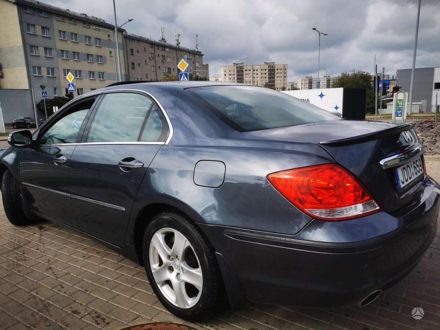 Pelēks Honda Legend 2008 Viļņa, ar dzinēja tilpumu 3.50 L un nobraukumu 154 tūkst. km par 5995 €, foto 35 vietnē AUTOMOTO.COM.LV