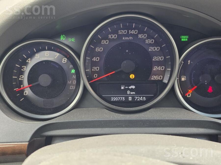 Grey Honda Legend 2009 in Riga, with an engine capacity of 3.50 L and mileage of 221 thousand km for 3500 €, photo 7 on AUTOMOTO.COM.LV