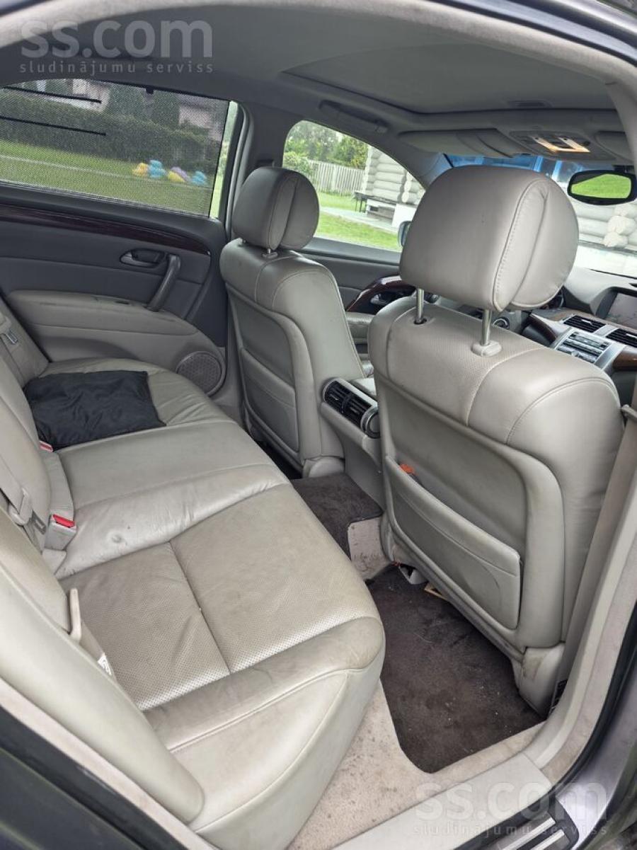 Grey Honda Legend 2009 in Riga, with an engine capacity of 3.50 L and mileage of 221 thousand km for 3500 €, photo 10 on AUTOMOTO.COM.LV