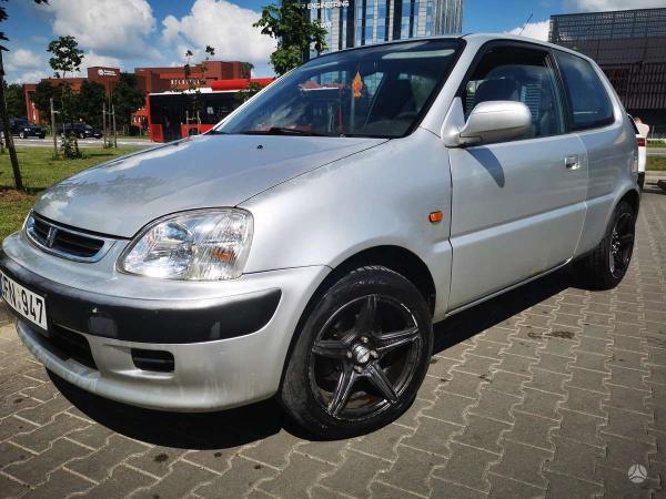Pelēks Honda Logo 2000 Viļņa, ar dzinēja tilpumu 1.20 L un nobraukumu 125 tūkst. km par 1850 €, foto 1 vietnē AUTOMOTO.COM.LV