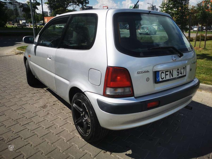 Pelēks Honda Logo 2000 Viļņa, ar dzinēja tilpumu 1.20 L un nobraukumu 125 tūkst. km par 1850 €, foto 12 vietnē AUTOMOTO.COM.LV