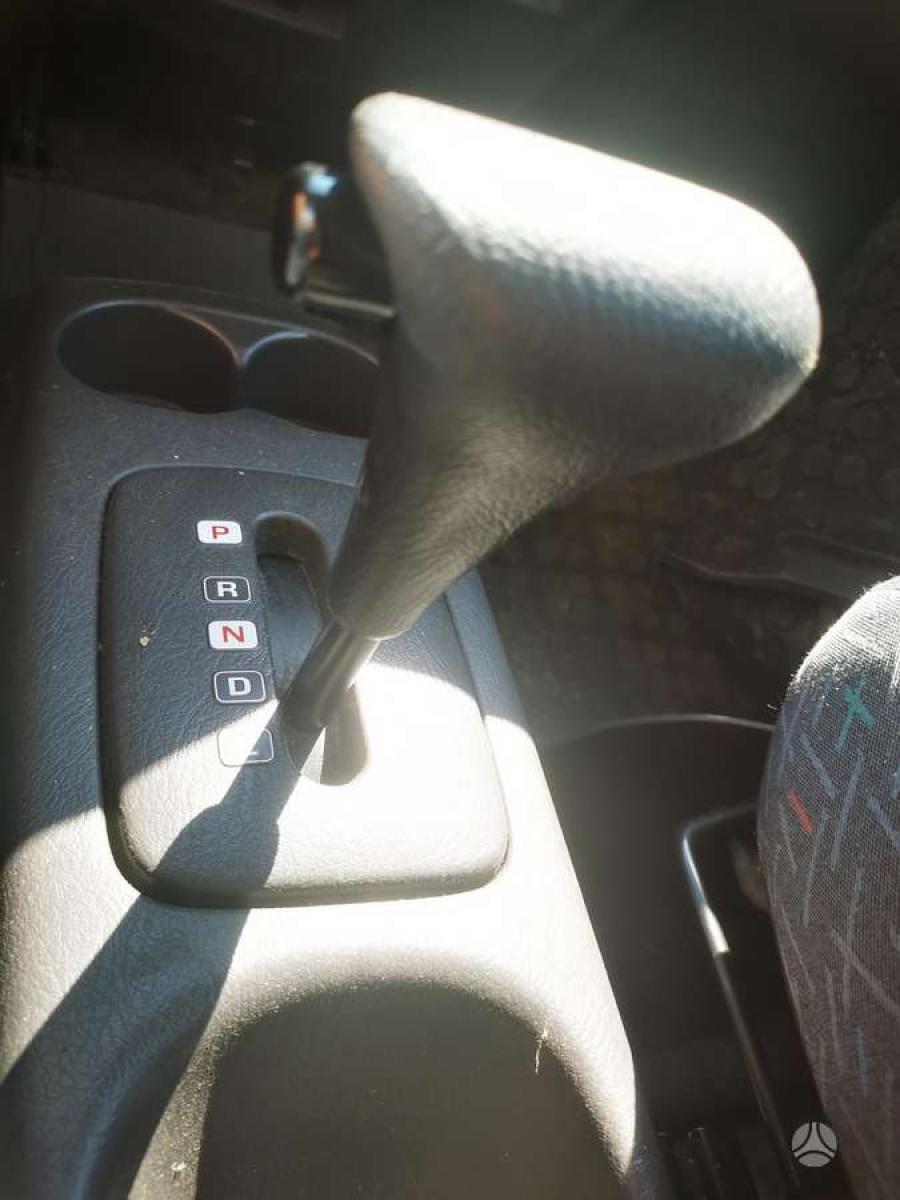 Pelēks Honda Logo 2000 Viļņa, ar dzinēja tilpumu 1.20 L un nobraukumu 125 tūkst. km par 1850 €, foto 13 vietnē AUTOMOTO.COM.LV