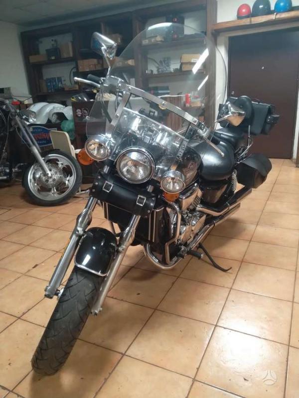 Melns Honda Magna 1999 Viļņa, ar dzinēja tilpumu 0.75 L un nobraukumu 19 tūkst. km par 3400 €, foto 2 vietnē AUTOMOTO.COM.LV