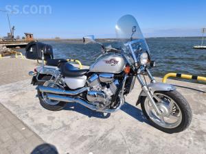 Honda Magna 1994 in Jelgava, with an engine capacity of 0.75 L and mileage of 0 thousand km for 4400 €, photo 3 on AUTOMOTO.COM.LV
