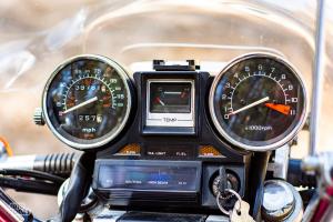 Sarkans Honda Magna 1986 Viļņa, ar dzinēja tilpumu 0.70 L un nobraukumu 40 tūkst. km par 2400 €, foto 10 vietnē AUTOMOTO.COM.LV