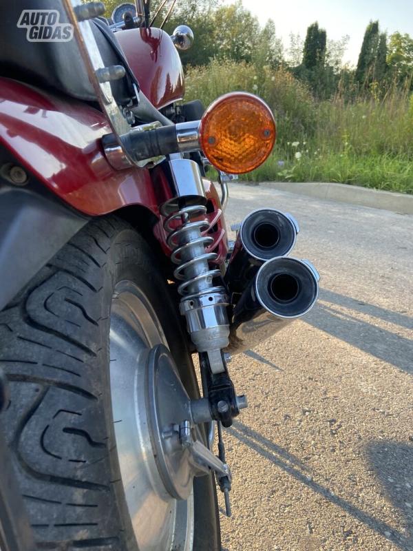 Red Honda Magna 1989 in Klaipeda, with an engine capacity of 0.75 L and mileage of 22 thousand km for 5000 €, photo 10 on AUTOMOTO.COM.LV