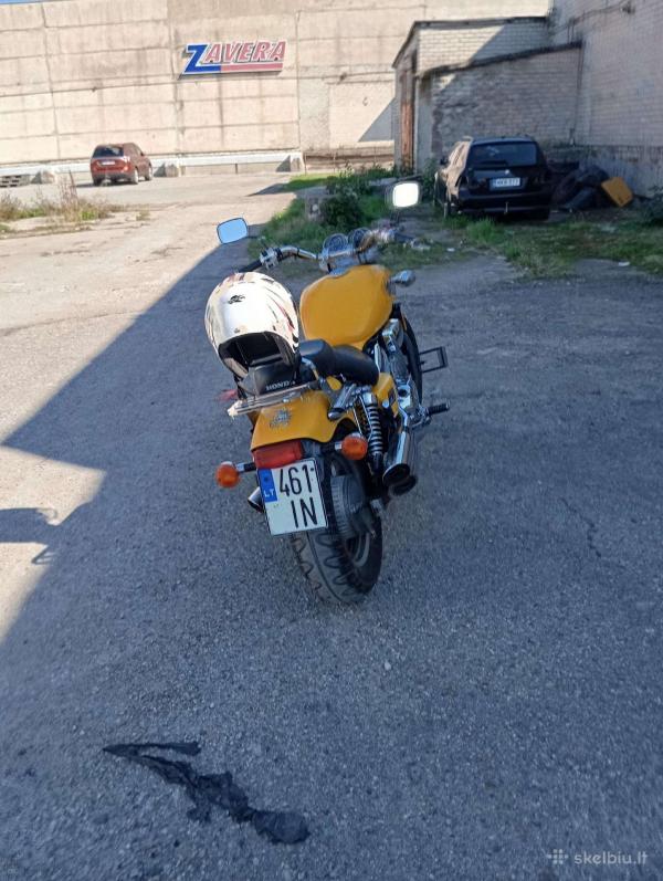 Dzeltens Honda Magna 1995 Klaipėda, ar dzinēja tilpumu 0.00 L un nobraukumu 29 tūkst. km par 2800 €, foto 3 vietnē AUTOMOTO.COM.LV