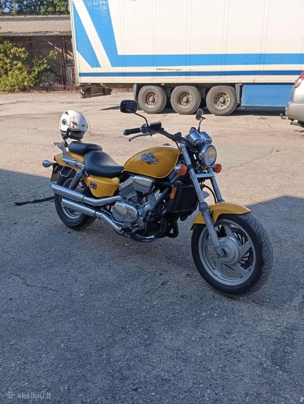 Dzeltens Honda Magna 1995 Klaipėda, ar dzinēja tilpumu 0.00 L un nobraukumu 29 tūkst. km par 2800 €, foto 6 vietnē AUTOMOTO.COM.LV