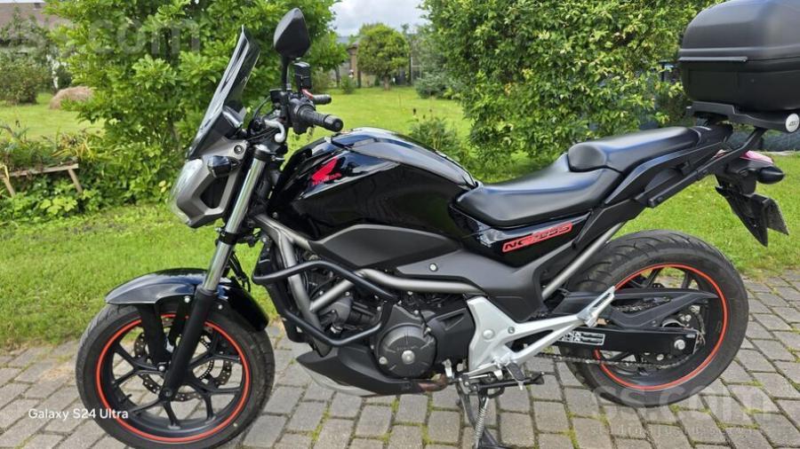 Honda NC 700S 2012 in Riga, with an engine capacity of 0.70 L and mileage of 0 thousand km for 4195 €, photo 6 on AUTOMOTO.COM.LV