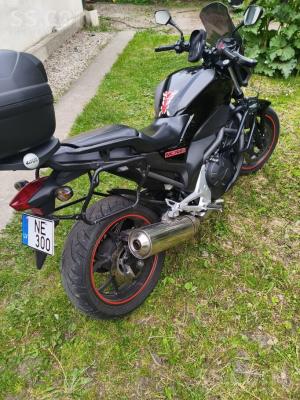 Хонда NC 700S 2012 в Добеле, объемом двигателя 0.70 л и пробегом 0 тыс. км за 4000 €, фото 3 на AUTOMOTO.COM.LV