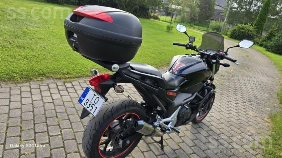 Honda NC 700S 2013 in Riga, with an engine capacity of 0.70 L and mileage of 0 thousand km for 3995 €, photo 4 on AUTOMOTO.COM.LV