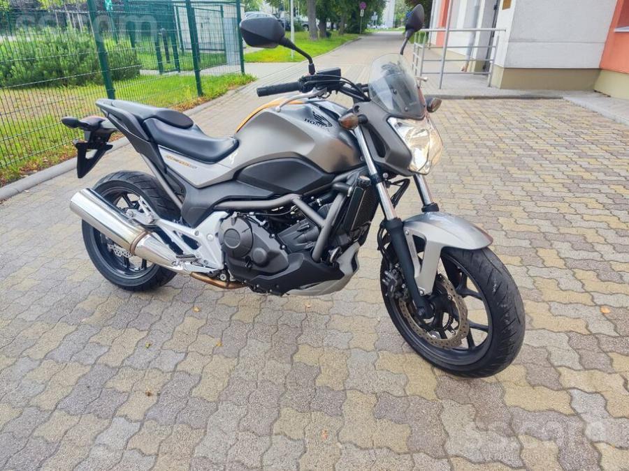 Honda NC 700S 2013 in Jelgava, with an engine capacity of 0.70 L and mileage of 0 thousand km for 3850 €, photo 5 on AUTOMOTO.COM.LV