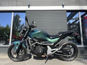 Хонда NC 700S 2013 в Рига, объемом двигателя 0.70 л и пробегом 0 тыс. км за 2799 €, фото 3 на AUTOMOTO.COM.LV
