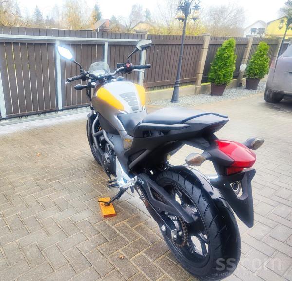 Honda NC 700S 2013 Jelgava, ar dzinēja tilpumu 0.70 L un nobraukumu 0 tūkst. km par 3150 €, foto 4 vietnē AUTOMOTO.COM.LV