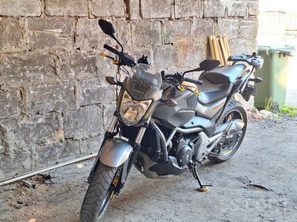 Хонда NC 700SA 2013 в Цесис, объемом двигателя 0.67 л и пробегом 0 тыс. км за 3500 €, фото 1 на AUTOMOTO.COM.LV
