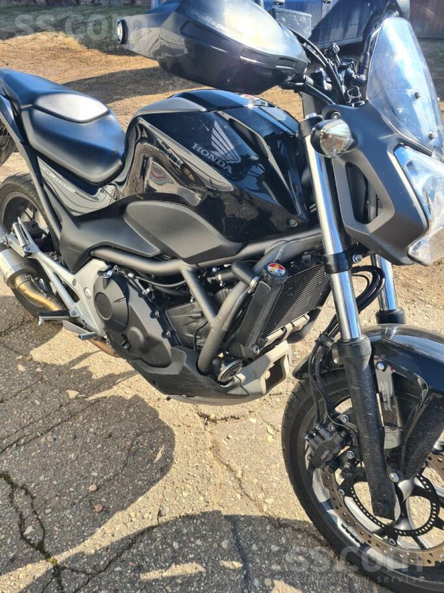 Honda NC 700SA 2013 Valmiera, ar dzinēja tilpumu 0.67 L un nobraukumu 0 tūkst. km par 3500 €, foto 7 vietnē AUTOMOTO.COM.LV