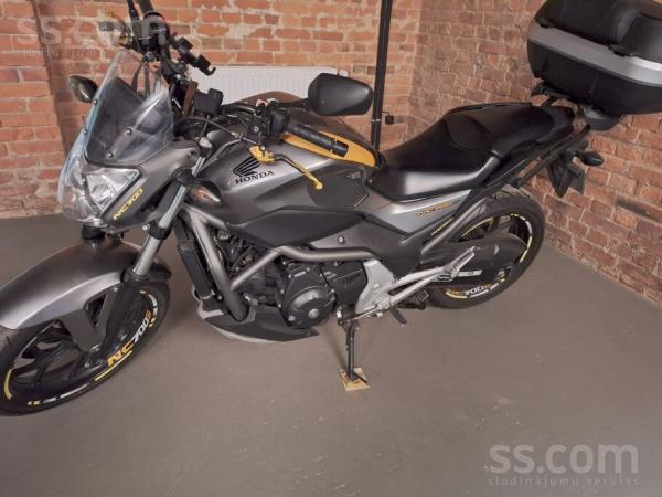 Honda NC 700SA 2013 in Cesis, with an engine capacity of 0.67 L and mileage of 0 thousand km for 3500 €, photo 1 on AUTOMOTO.COM.LV