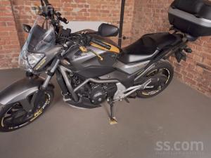 Honda NC 700SA 2013 in Cesis, with an engine capacity of 0.67 L and mileage of 0 thousand km for 3500 €, photo 1 on AUTOMOTO.COM.LV