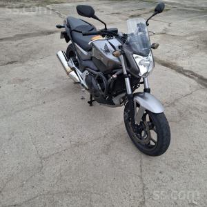 Honda NC 700SA 2014 Bauska, ar dzinēja tilpumu 0.67 L un nobraukumu 0 tūkst. km par 3300 €, foto  vietnē AUTOMOTO.COM.LV