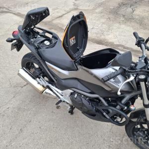 Хонда NC 700SA 2014 в Бауска, объемом двигателя 0.67 л и пробегом 0 тыс. км за 3300 €, фото 3 на AUTOMOTO.COM.LV