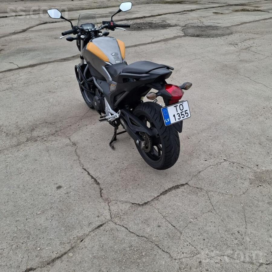Хонда NC 700SA 2014 в Бауска, объемом двигателя 0.67 л и пробегом 0 тыс. км за 3300 €, фото 6 на AUTOMOTO.COM.LV