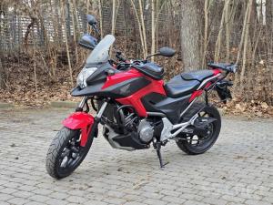 Хонда NC 700XA 2012 в Юрмала, объемом двигателя 0.67 л и пробегом 0 тыс. км за 3100 €, фото 3 на AUTOMOTO.COM.LV