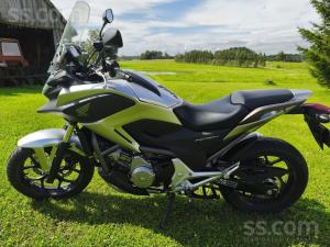 Хонда NC 700XA 2012 в Прейли, объемом двигателя 0.70 л и пробегом 0 тыс. км за 4950 €, фото  на AUTOMOTO.COM.LV