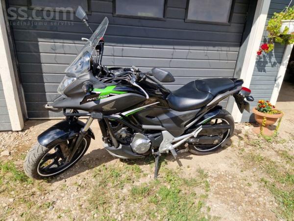 Хонда NC 700XD 2014 в Тукумс, объемом двигателя 0.70 л и пробегом 0 тыс. км за 3850 €, фото 2 на AUTOMOTO.COM.LV
