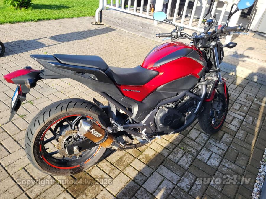 Серый Хонда NC 750 2015 в Таллин, объемом двигателя 0.75 л и пробегом 42 тыс. км за 3850 €, фото 5 на AUTOMOTO.COM.LV