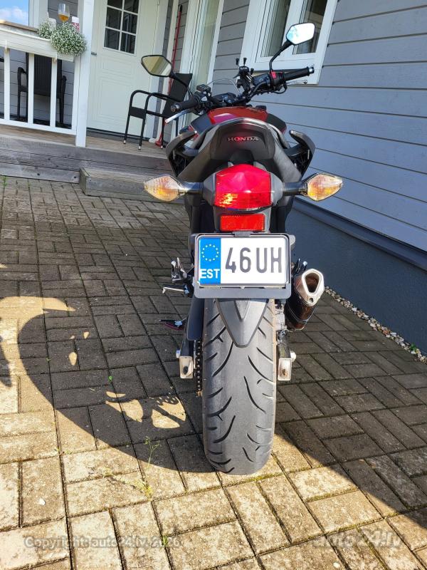Pelēks Honda NC 750 2015 Tallina, ar dzinēja tilpumu 0.75 L un nobraukumu 42 tūkst. km par 3850 €, foto 6 vietnē AUTOMOTO.COM.LV