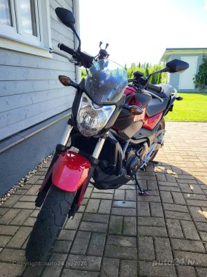 Серый Хонда NC 750 2015 в Таллин, объемом двигателя 0.75 л и пробегом 42 тыс. км за 3850 €, фото 10 на AUTOMOTO.COM.LV