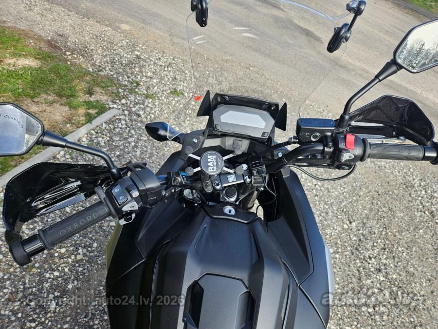 Pelēks Honda NC 750 2020 Pērnava, ar dzinēja tilpumu 0.75 L un nobraukumu 13 tūkst. km par 5000 €, foto 5 vietnē AUTOMOTO.COM.LV