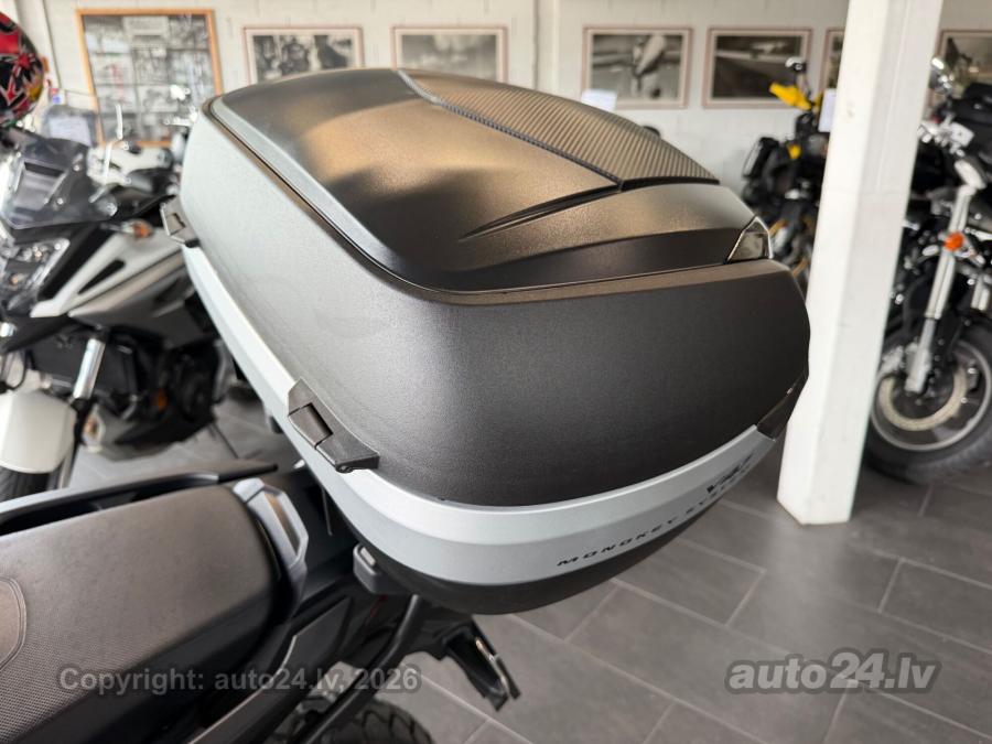 Pelēks Honda NC 750 2023 Tallina, ar dzinēja tilpumu 0.75 L un nobraukumu 1 tūkst. km par 7990 €, foto 18 vietnē AUTOMOTO.COM.LV