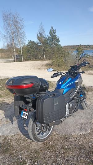 Honda NC 750 2018 in Tallinn, with an engine capacity of 0.75 L and mileage of 39 thousand km for 4800 €, photo 7 on AUTOMOTO.COM.LV